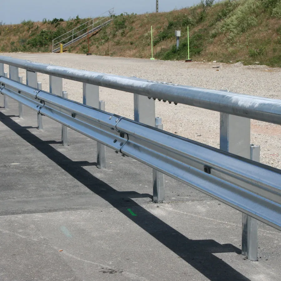 Rel Pengaman (Guard Rail) | Besi Baja | CV Abbecon